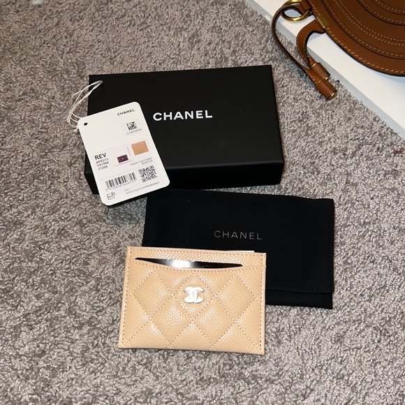 CHANEL | Bags | Auth Chanel Caviar Card Holder | Poshmark